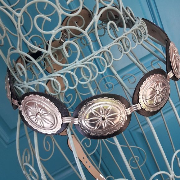 Accessories | Vintage Conch Belt Boho Western Silver Metal And Leather ...